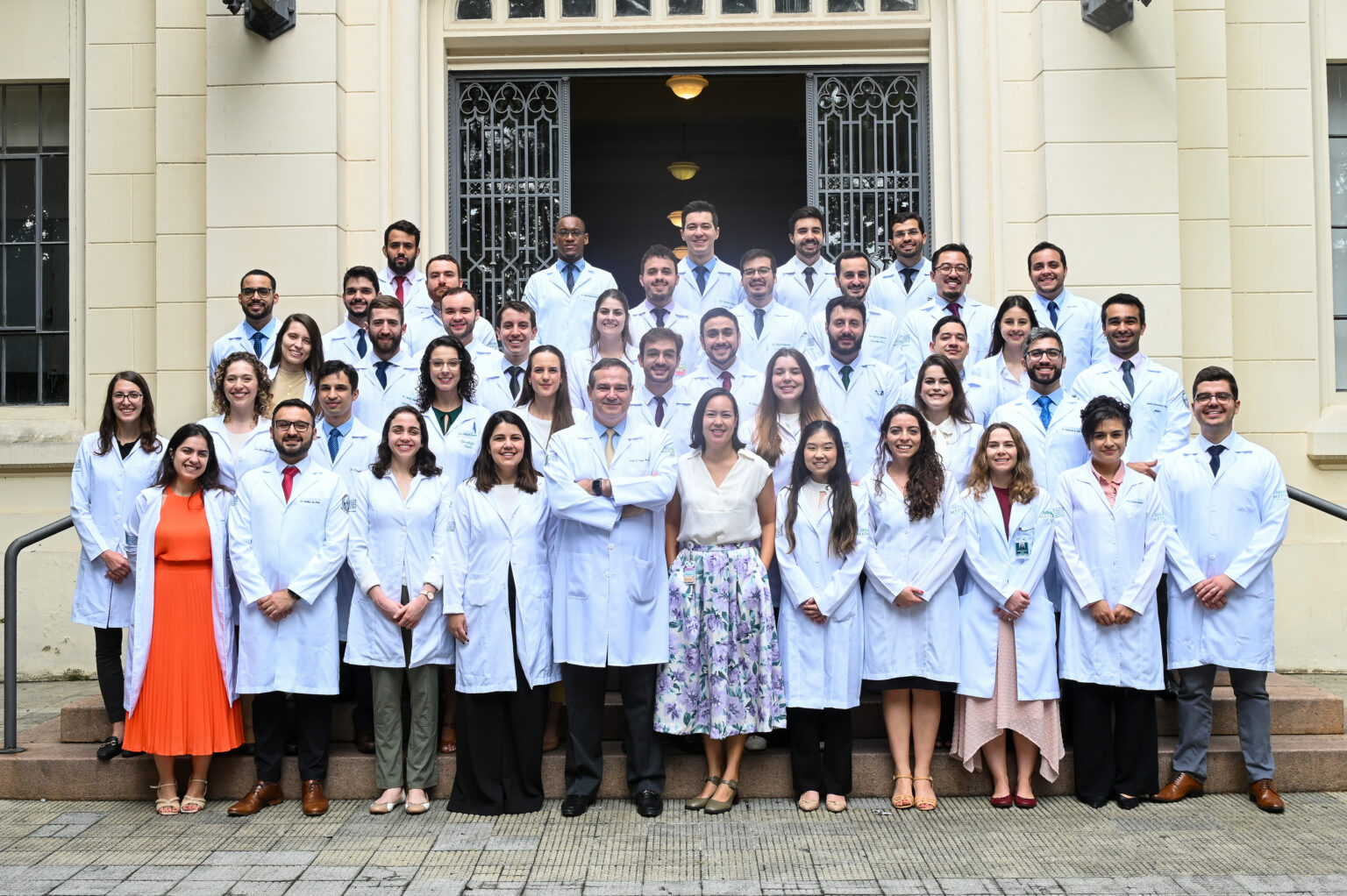 Médicos residentes do Icesp têm melhor desempenho em exame mundial pela ...